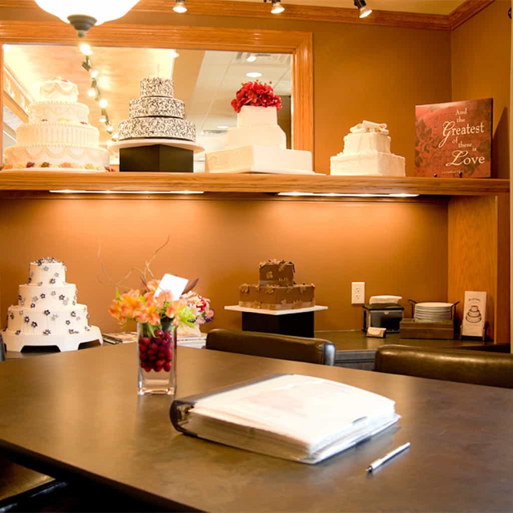 Wedding Cakes - Manderfield's Home Bakery